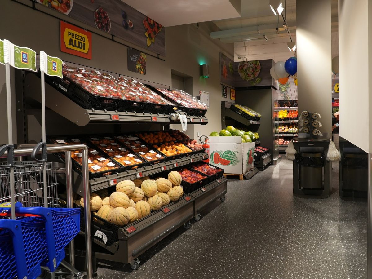Aldi apre uno store all’interno dello storico cinema Plinius a Milano